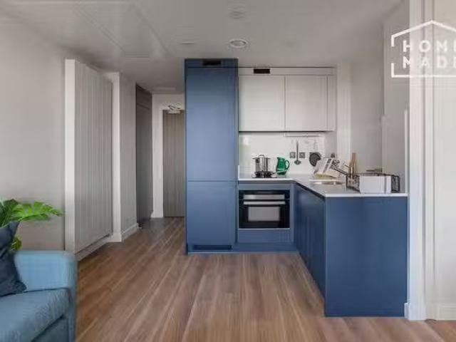 Charming Flat to rent in Enclave Croydon CR0
