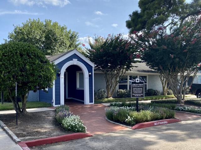 Unique & modern luxury apartment in Houston2 months free