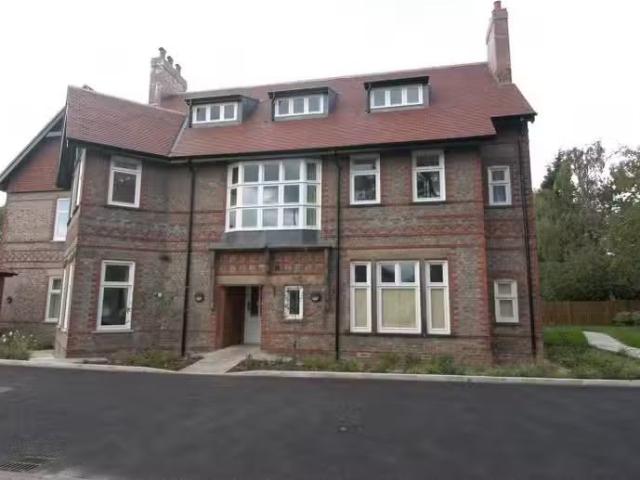 Unique Mauldeth Road, Heaton Mersey, 2 bedroom, Apartment