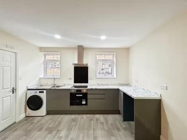 Nice Studio flat for rent in Albion Walk, Cheltenham, Gloucest.