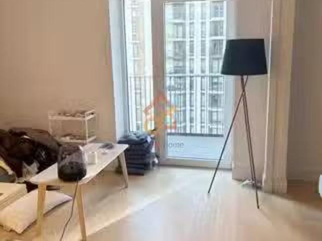 For Rent! Studio to rent in Parkside Apartment, Cascade Way, L.