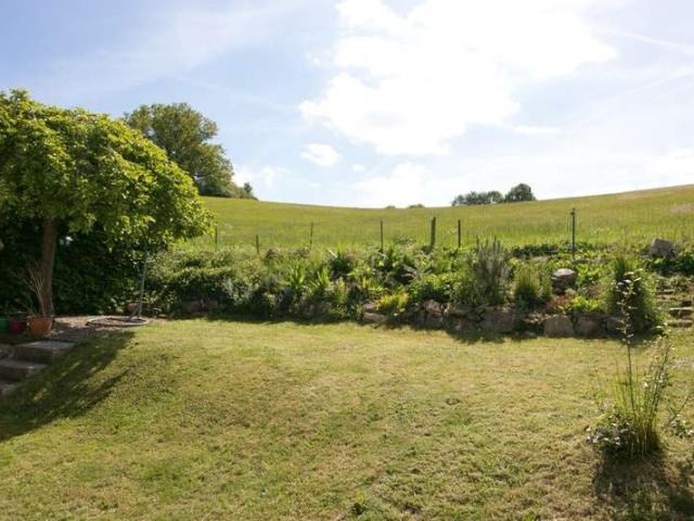 4 Bedroom Semi Detached House