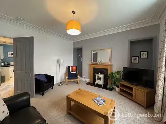 Deal! Property to rent in 4 Holburn Road GF