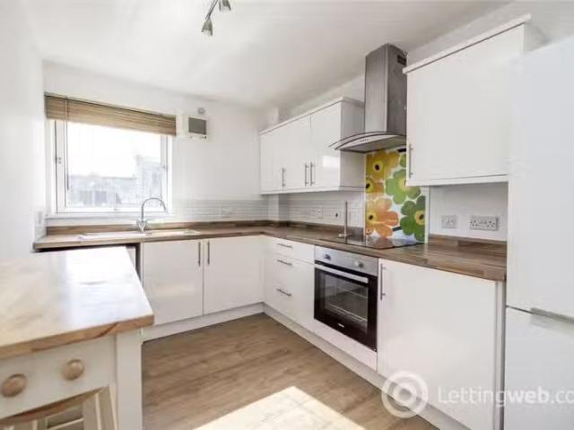 Just in! Property to rent in Virginia Street, Aberdeen, AB11
