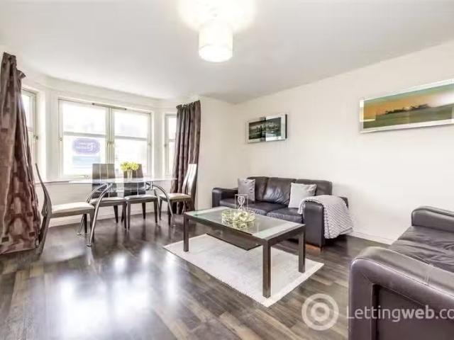 Just in! Property to rent in Albury Mansions, Aberdeen, AB11