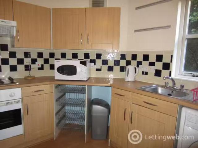 New Property to rent in Crown Street, Aberdeen, AB11