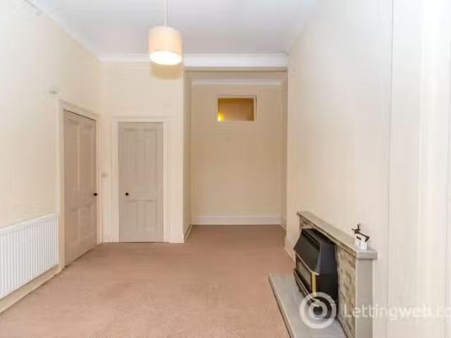Just in! Property to rent in Darnell Road, Edinburgh, EH5