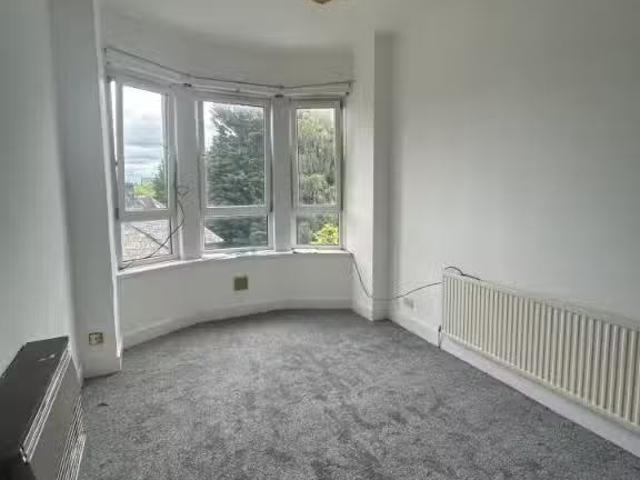 Nice Property to rent in Ferguslie Walk, Paisley, Renfrewshire.
