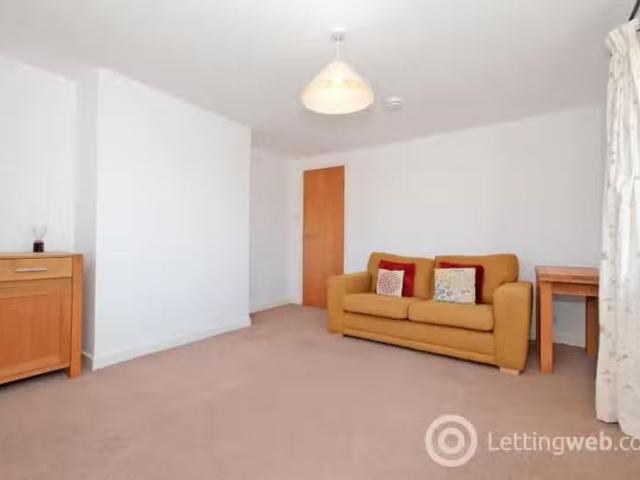 Rental! Property to rent in Morrison Drive, Garthdee, Aberdeen.