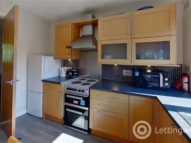 Charming Property to rent in New Johns Place, Edinburgh, EH8