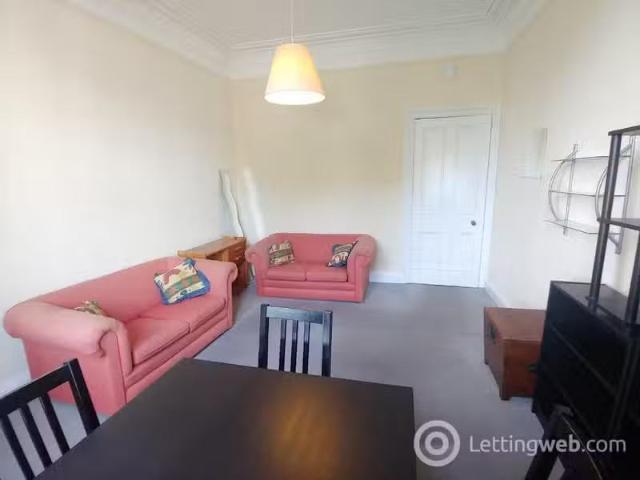Nice Property to rent in Rodney Street, Edinburgh, EH7