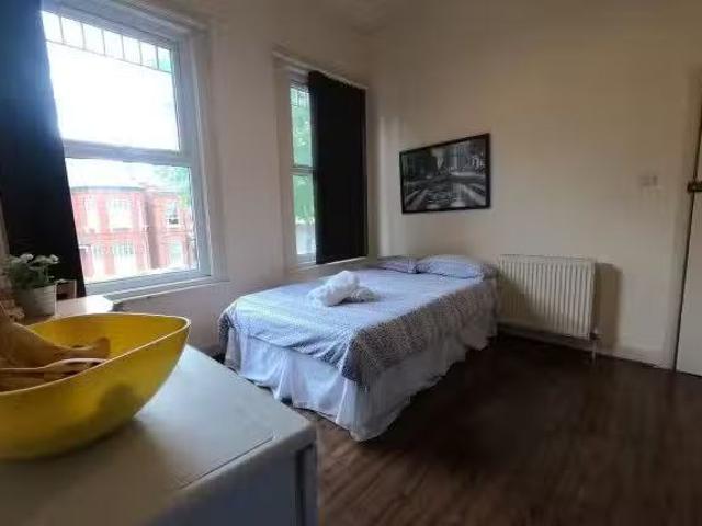 Nice Room to rent in Anson Road, London, Greater London NW2