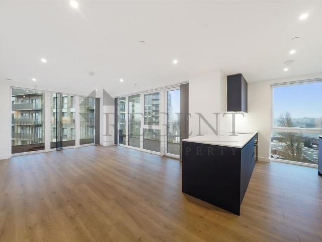 Unison House, Beresford Avenue, HA0 2 bed apartment to rent £2,500 pcm £577 pw