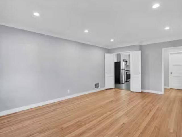 Unknown, Apartment BEVERLY HILLS, CA 300 S Doheny Dr #300A
