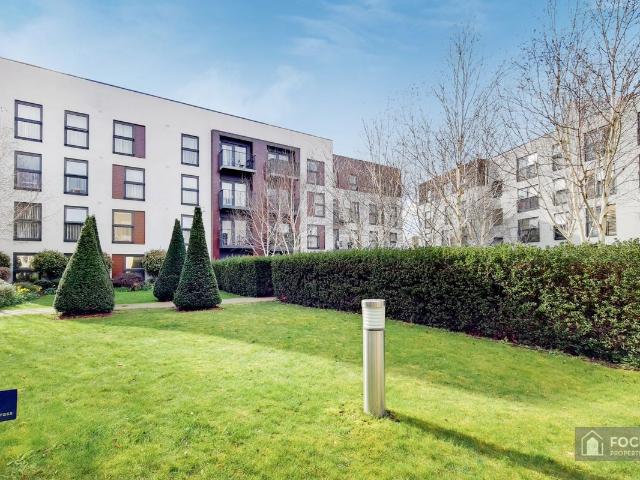 Unwin Way, Stanmore HA7, 3 bed flat to rent, £2,700 pcm | PrimeLocation