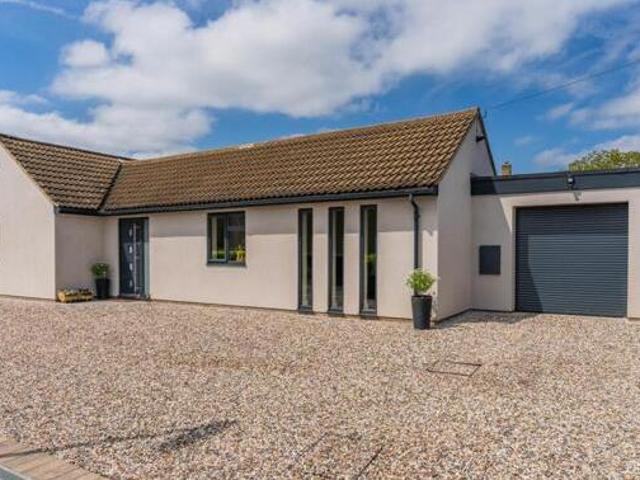 Unwins Lane, Over, 4 Bedroom Detached