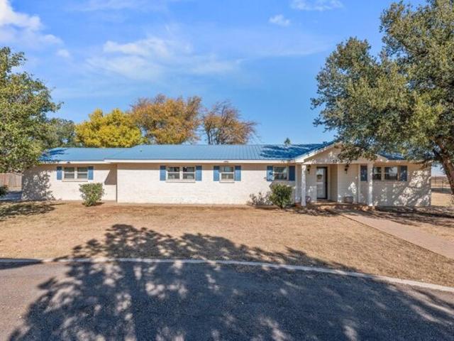 # Us # Us, Crosbyton, Home For Sale