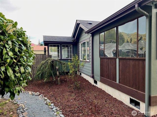 12977 US Highway 12, Packwood, WA 98361