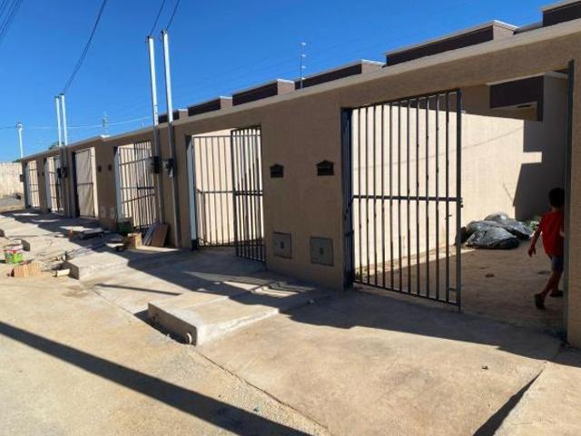USE SEU FGT EM CASAS EM LUZIÂNIA NO PARQUE TRÊS PODERES COM SUÍTE E AC FINANCIAMENTO 98150 8787