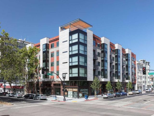 Updated modern building in Jack London Square! Pet Friendly! 2 Bedroom Apartment for Rent at 777 Broadway, Oakland, CA 94607 Old City
