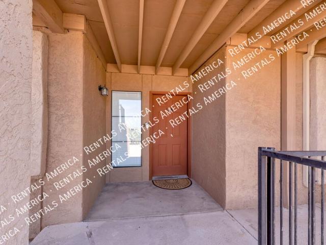 Updated Oro Valley Condo!