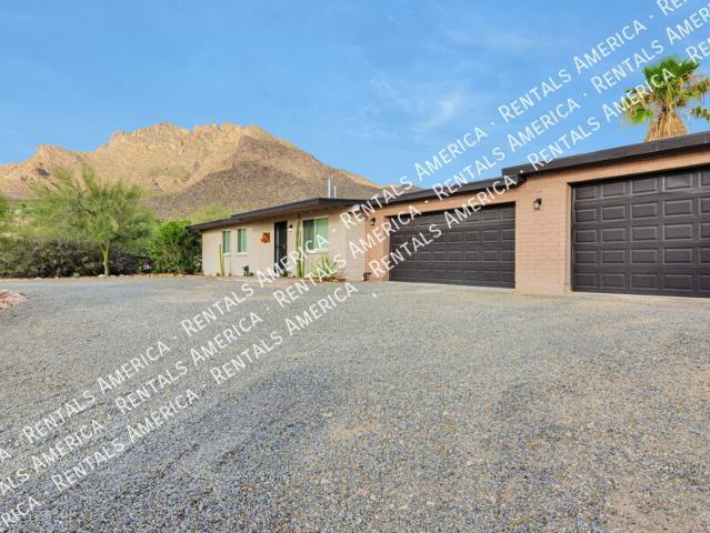 Updated Oro Valley with views from the pool!