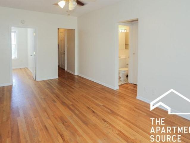 Updated _Bedroom_Bath Apartment in Lakeview