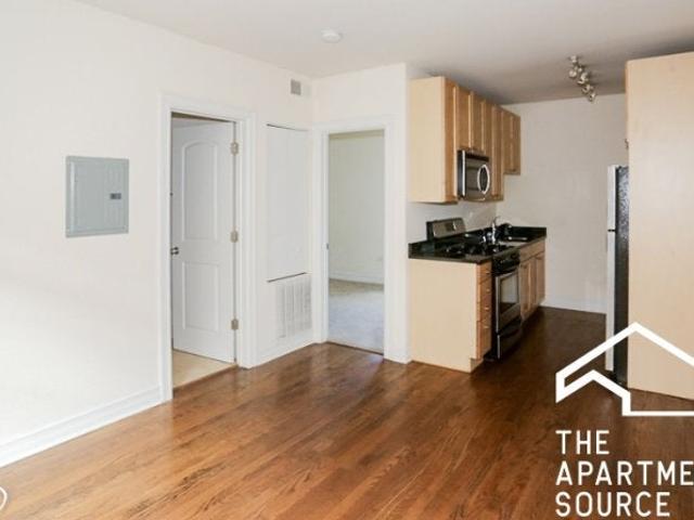 Updated _Bedroom_Bath Apartment in Wrigleyville