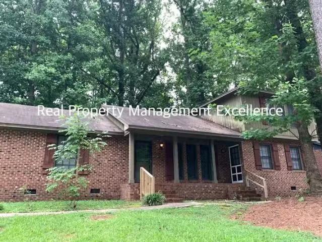 Updated Garner Townhome, Conveniently Located Near 1503A Hart.