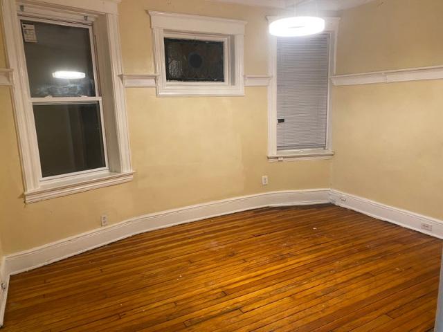 updated Room In Mcginly Square