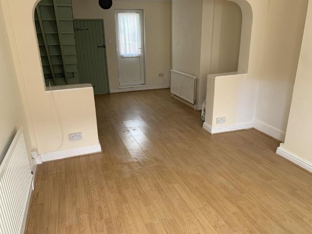 Updated Terrace Cottage, Great Location Close to the Beach & High Street