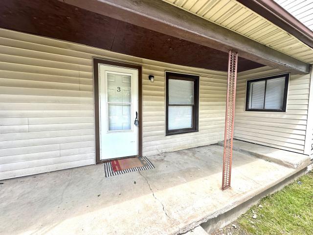 Updated 1 bed 1 Bath apartment in Webb City