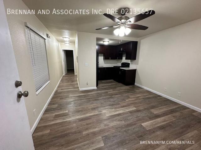 Updated 1 bed 1 bath apartment, Near Colina Park, Easy access to SDSU and SD City, Parking Included, End Unit