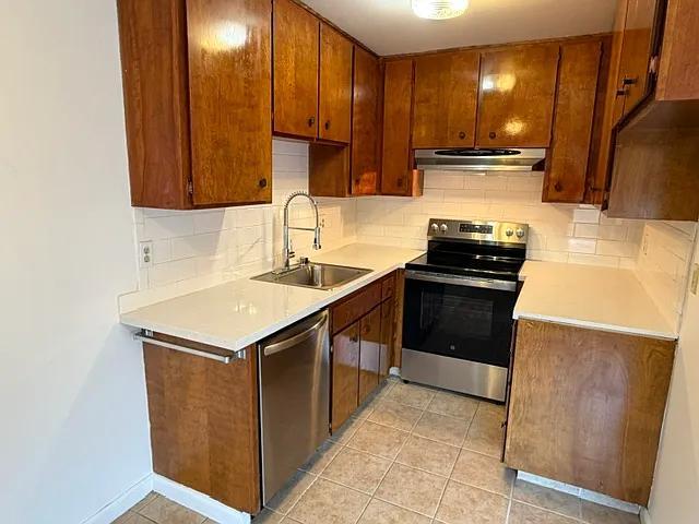 Updated 1 Bedroom Apartment with Private Balcony