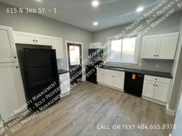 Updated 2 Bedroom apartment