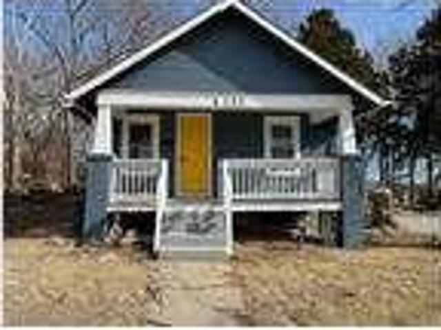Updated 3 Bedroom / 1 Bath Home In KC MO