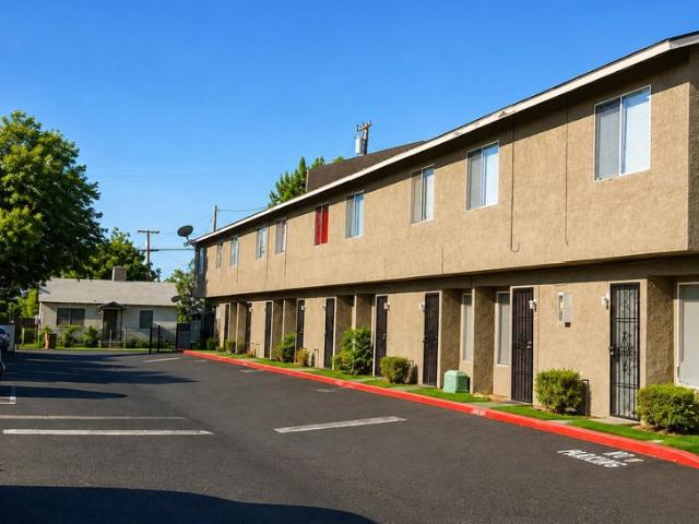 Upgraded _Bedroom Fully Gated Townhomes in Bakers