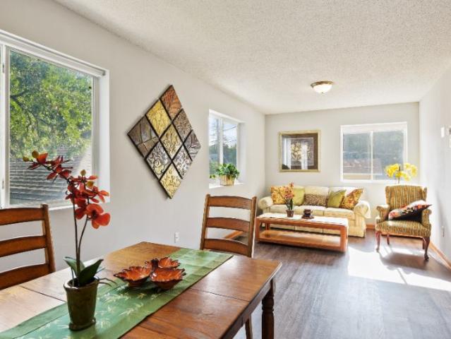 Upgraded Private 1 Bedroom for rent