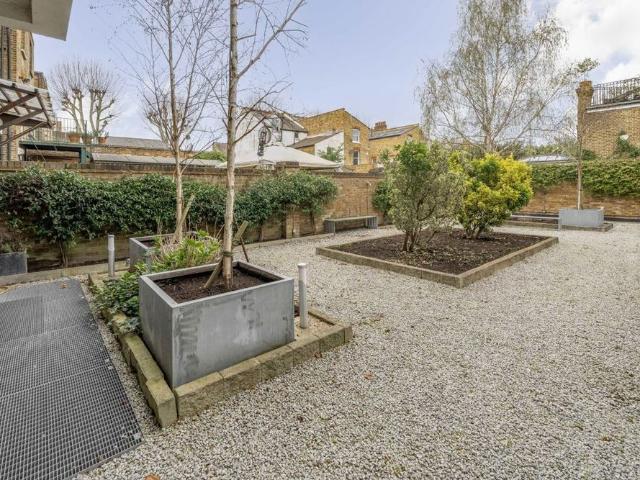 Upham Park Road, W4 1PG, London