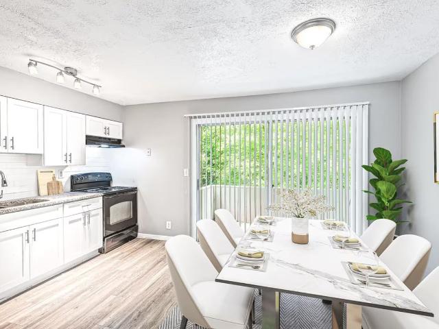 Uphill Flats 1, 2 & 3 Bedrooms 1 Bedroom Apartment for Rent at 4371 Glenwood Rd, Decatur, GA 30032