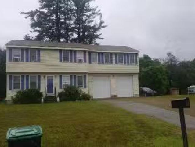 Upland Dr
