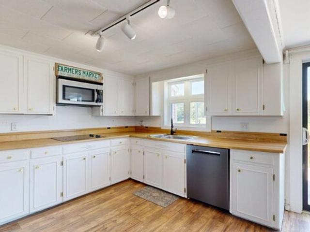 Upland Rd, Lisbon, Home For Sale