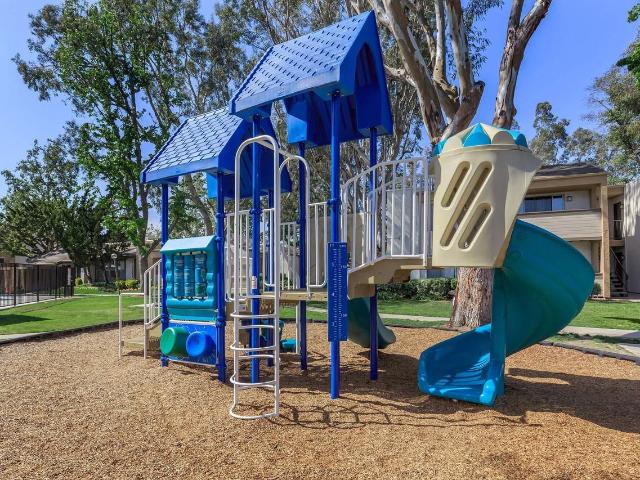 Upland Village Green 2 Bedroom Apartment for Rent at 1420 Chaffee St, Upland, CA 91786