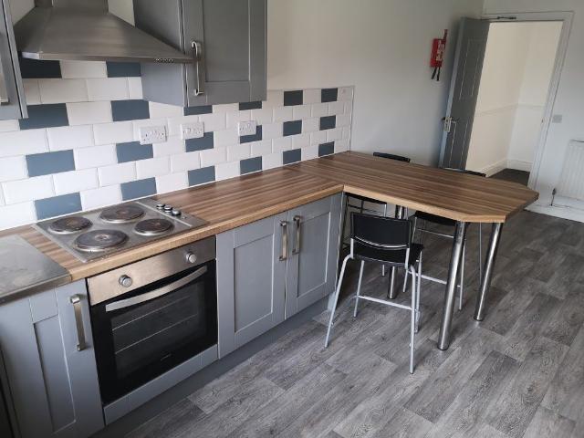 Uplands Crescent, Swansea SA2, 8 bed terraced house to rent, £3,160 pcm | PrimeLocation