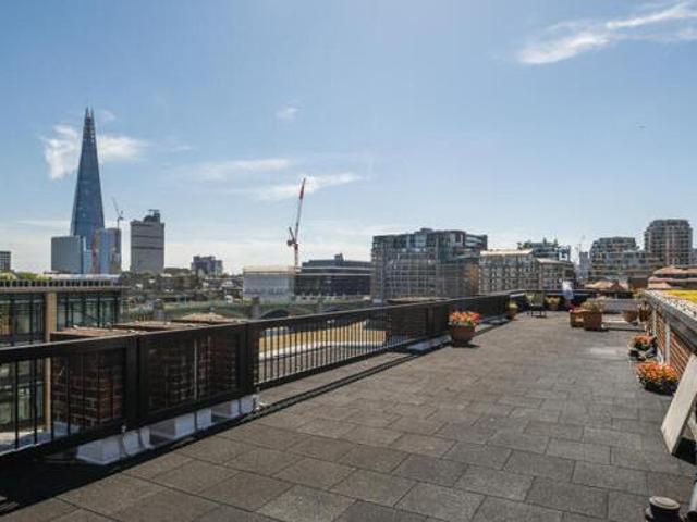 Upper Thames Street, London, 1 Bedroom Flat