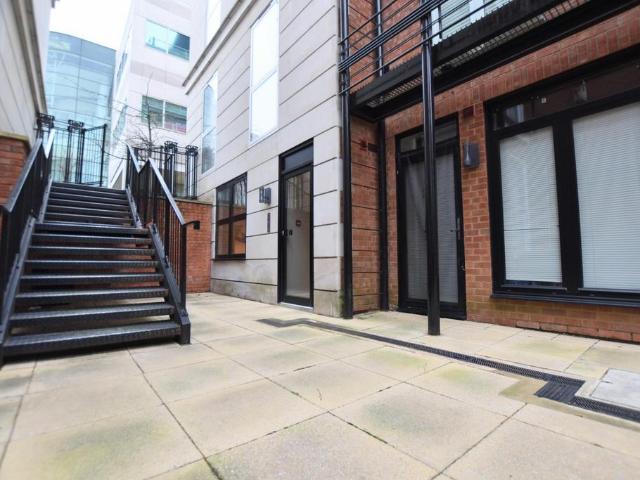 Upper Third Street, Central Milton. 1 bed apartment to rent £1,050 pcm £242 pw