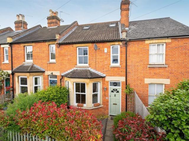 Upper Village Road, Sunninghill 3 bed house to rent £2,300 pcm £531 pw