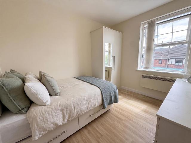 Upper Warwick Street, Liverpool L8, Room to rent, £425 pcm | PrimeLocation