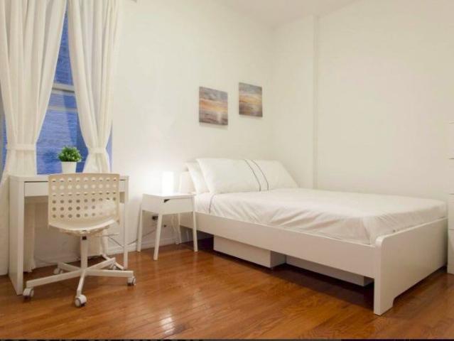Upper West Harlem apt w/ furnished spacious BR