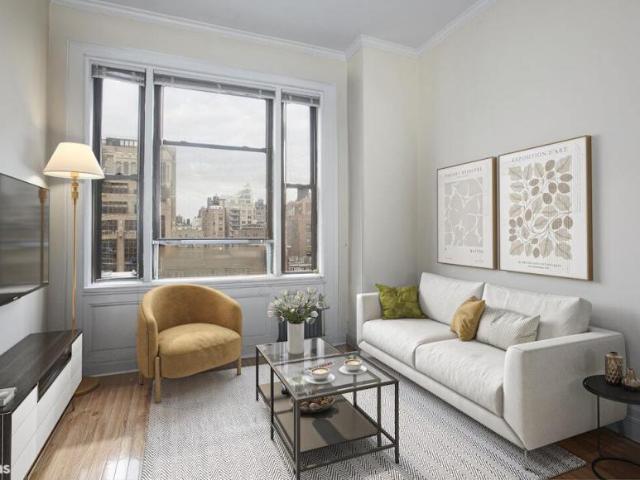 Upper West Side NY LS102245665